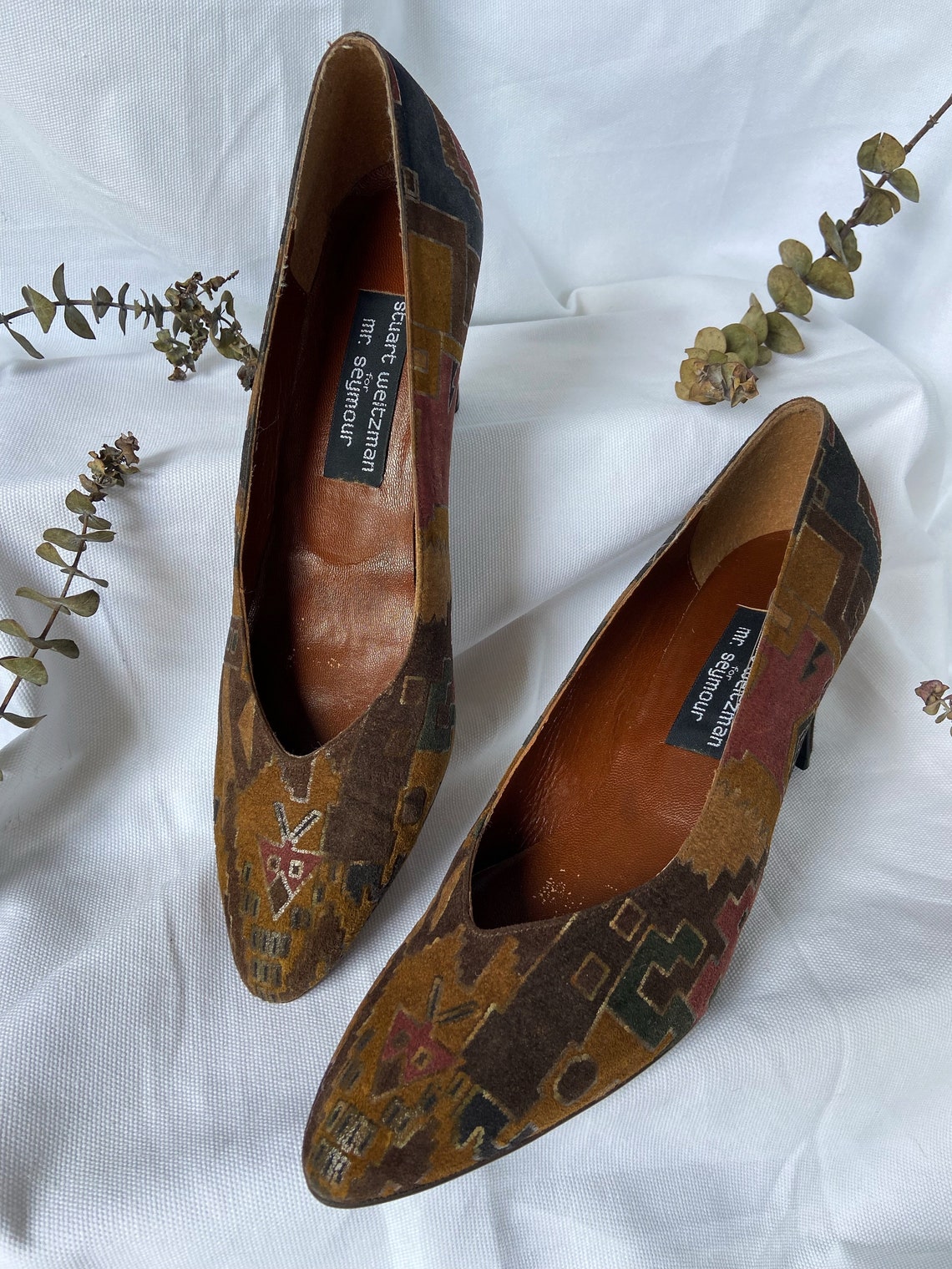 Vintage Stuart Weitzman for Mr Seymour Geometric Suede Pumps, Size 9 - Etsy