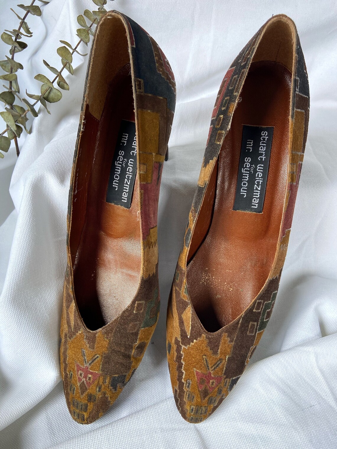 Vintage Stuart Weitzman for Mr Seymour Geometric Suede Pumps, Size 9 - Etsy