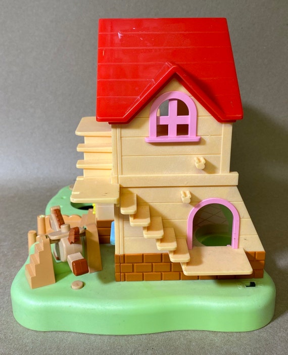 Hamtaro Toy House