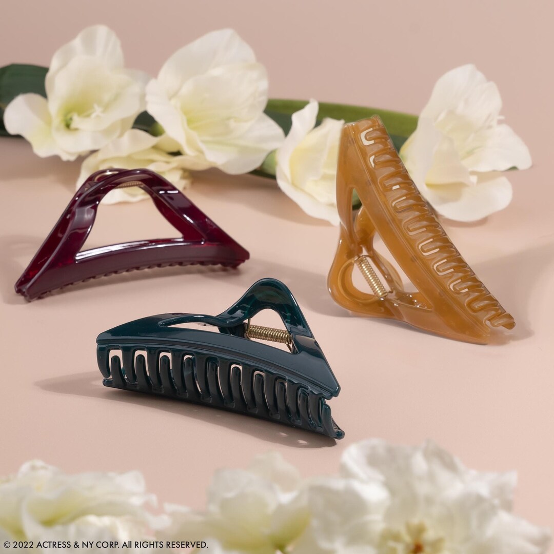 Extra Large Minimalist Hair Claw Clips, Triangle Hair Claw Clip for ...