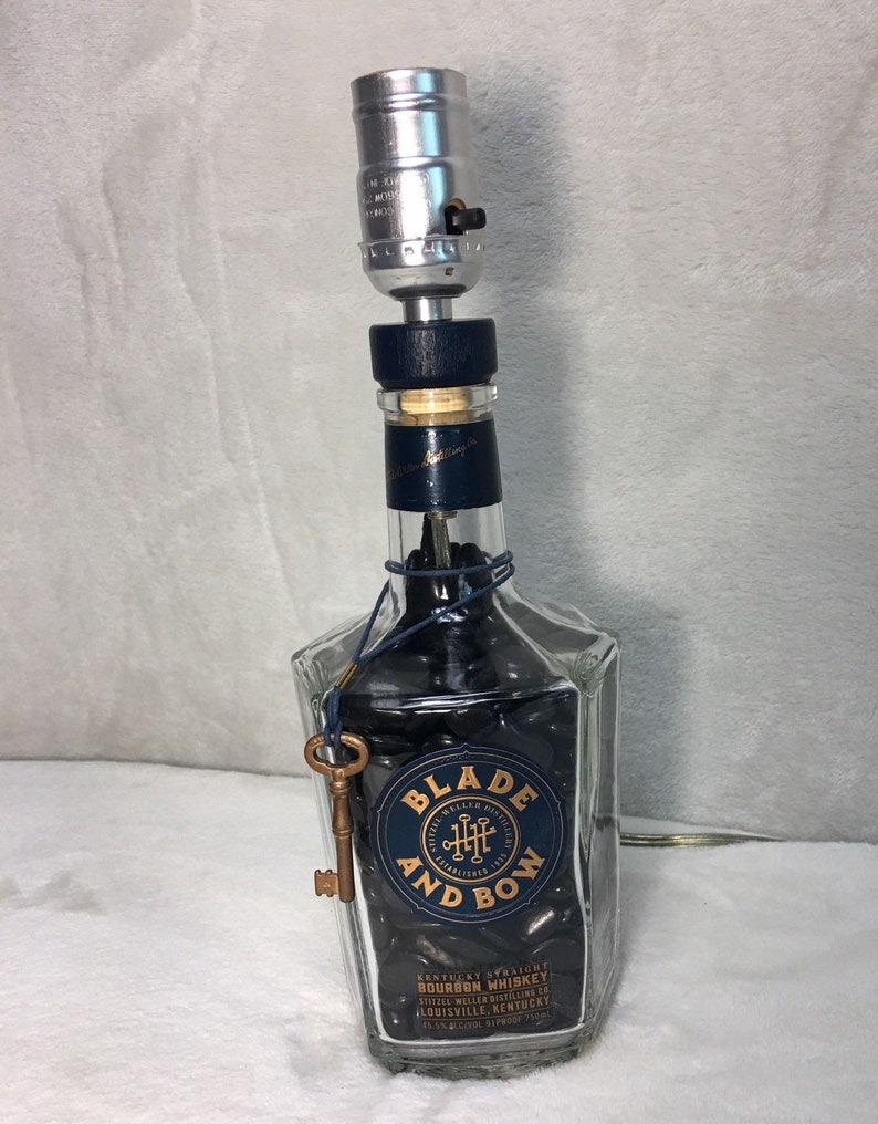 Blade and Bow Whisky Bourbon Liquor Bottle Lamp/handmade/man Cave/light ...
