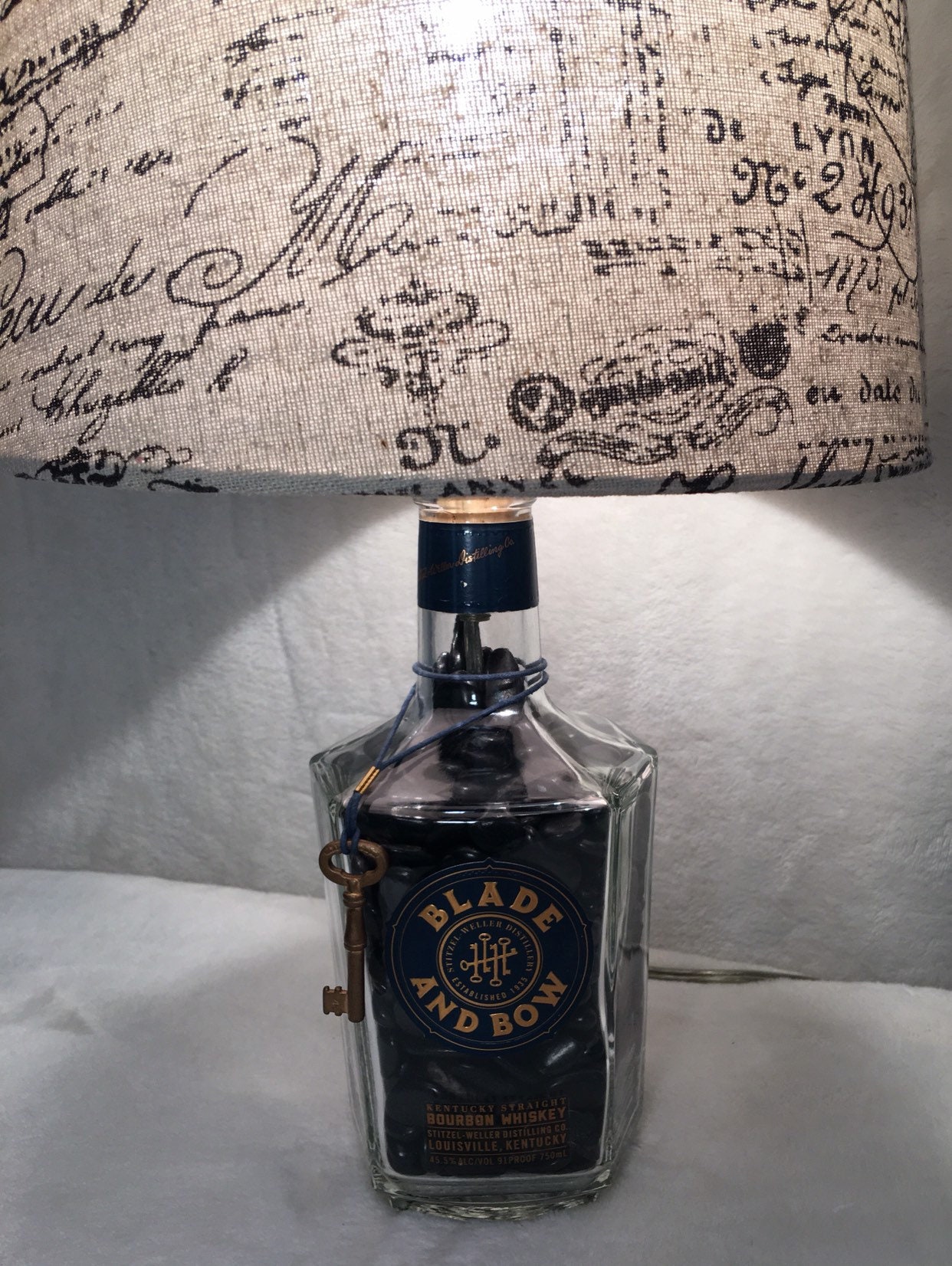 Blade and Bow Whisky Bourbon Liquor Bottle Lamp/handmade/man | Etsy