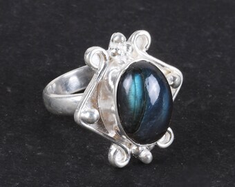 Particular Ring - Etsy