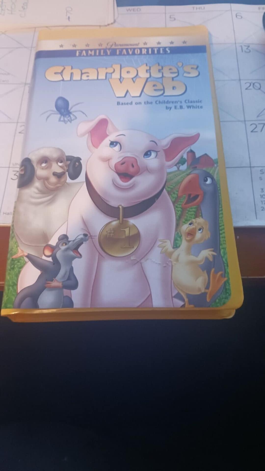 Charlottes Web VHS Paramount 1996 Yellow Clam Shell Edition - Etsy