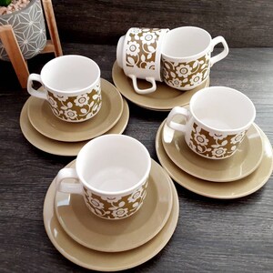 Vintage Tam's Cup X 5, Saucers X 3 & Sideplates X 5, Retro Olive Green ...