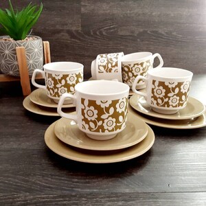 Vintage Tam's Cup X 5, Saucers X 3 & Sideplates X 5, Retro Olive Green ...