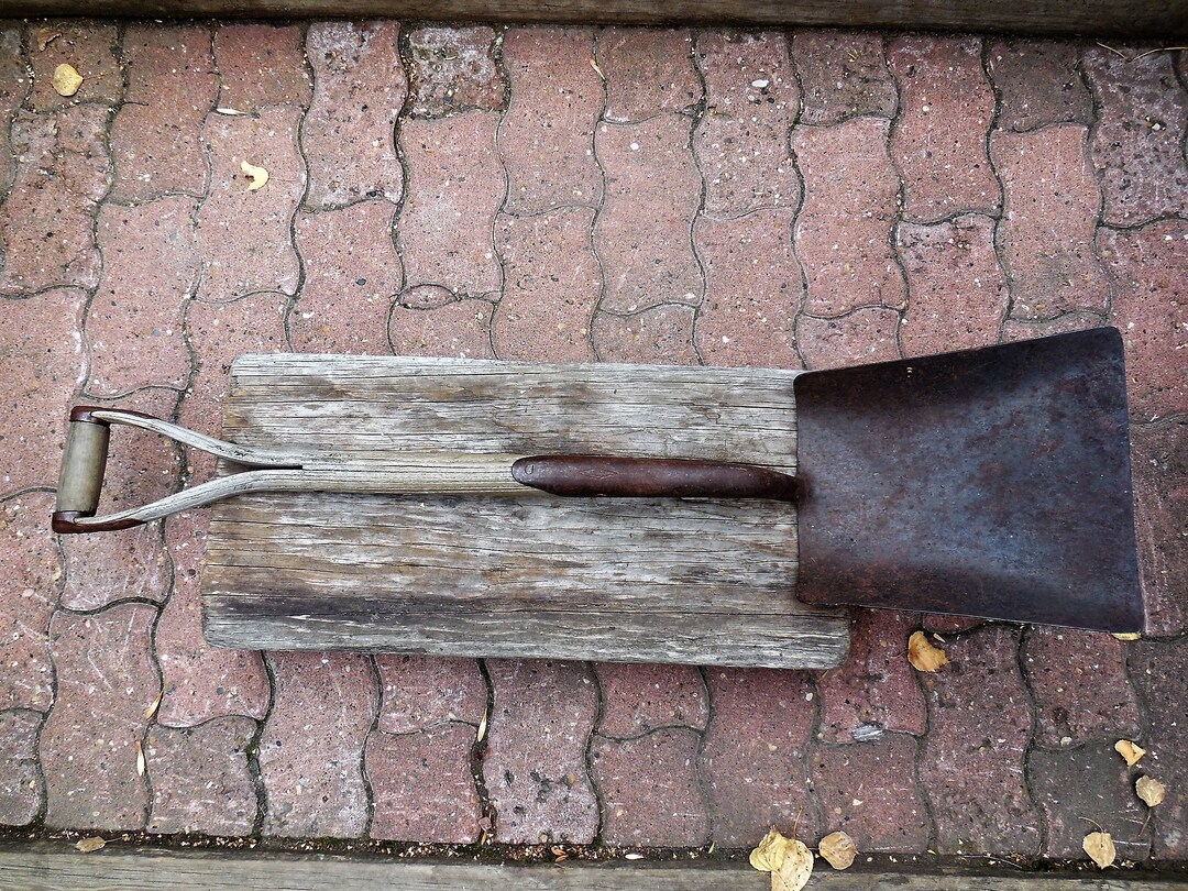 Antique Split Handle Shovel, the Tool Co. Piqua Ohio, Rail Road Coal ...