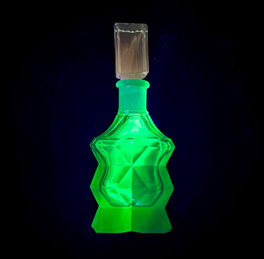 Vintage Manganese Green Pressed Glass Bottle – Perfume or Spice ...