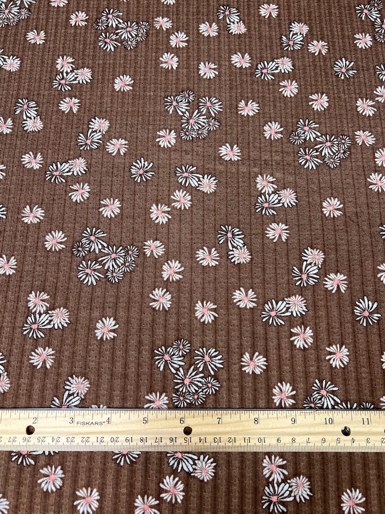 Pointelle Knit Fabric Ribbed Knit Scattered Daisies on - Etsy
