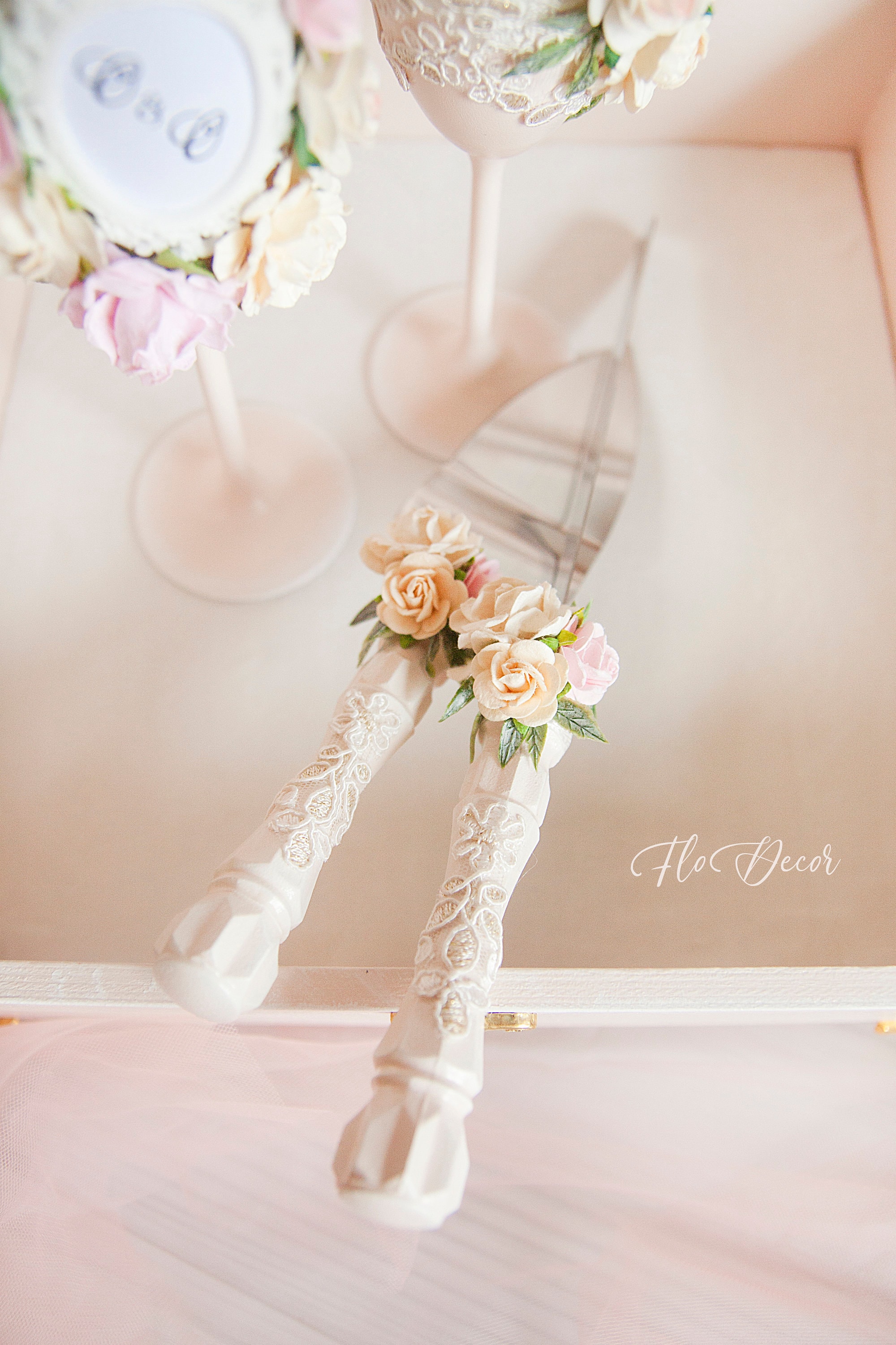 Personalized Champagne Flutes Light Pink Toasting Flutes Wedding Set ...