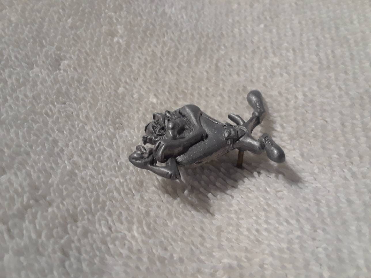 Vintage Looney Tunes Taz Flex Muscles Pin - Etsy Australia