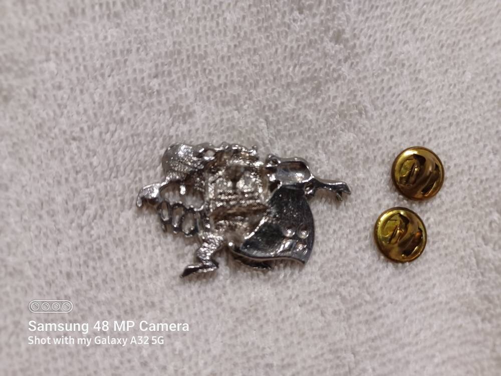 Vintage Looney Tunes Patriotic Taz With USA Flag Pin - Etsy