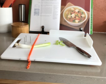 One-handed Cutting Board. Adaptive Kitchen Equipment. HELPFUL for ...