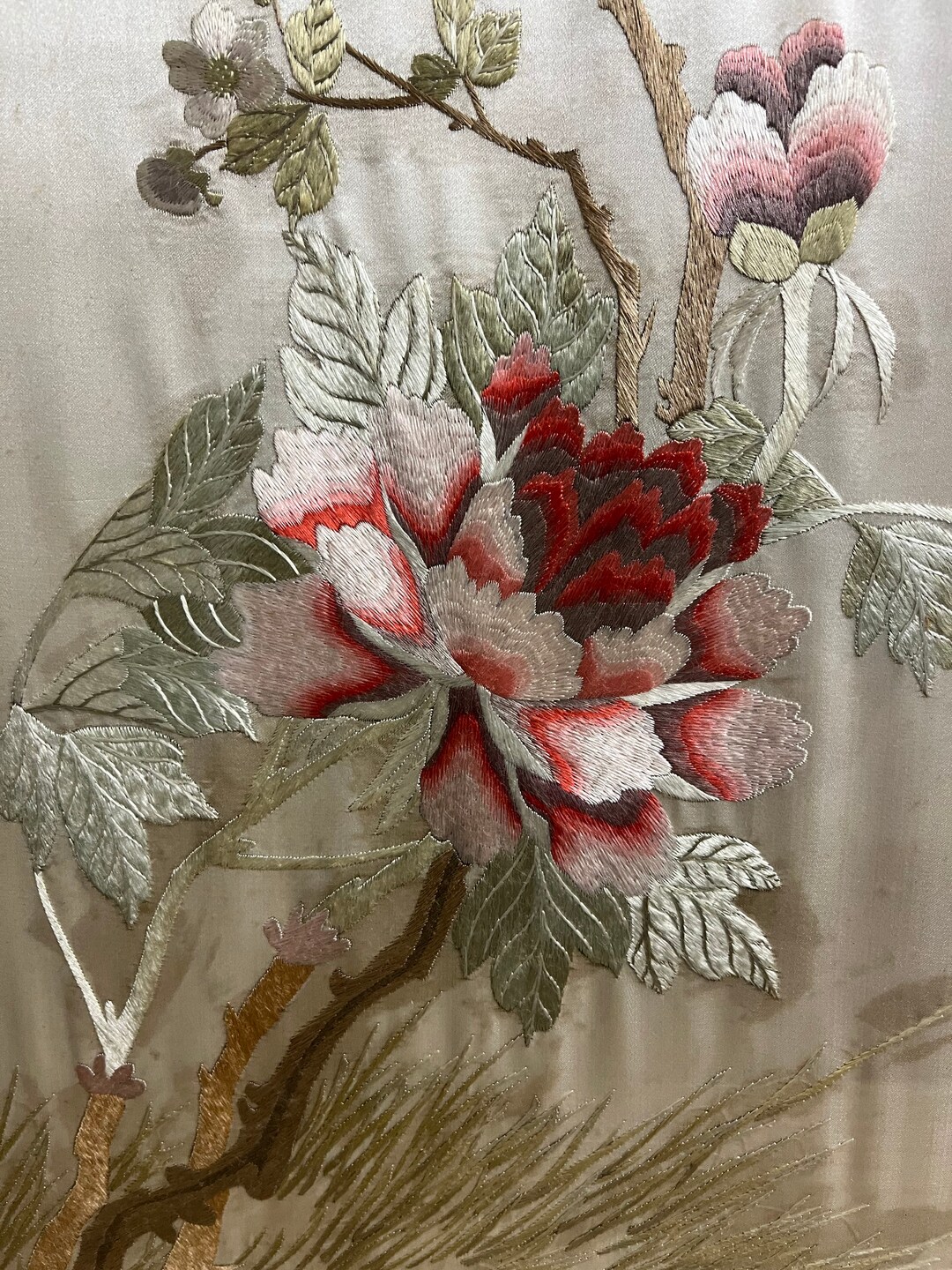 Fascinating Chinese Silk Bird Tree Flower Painting Art Work Mesmerizing ...