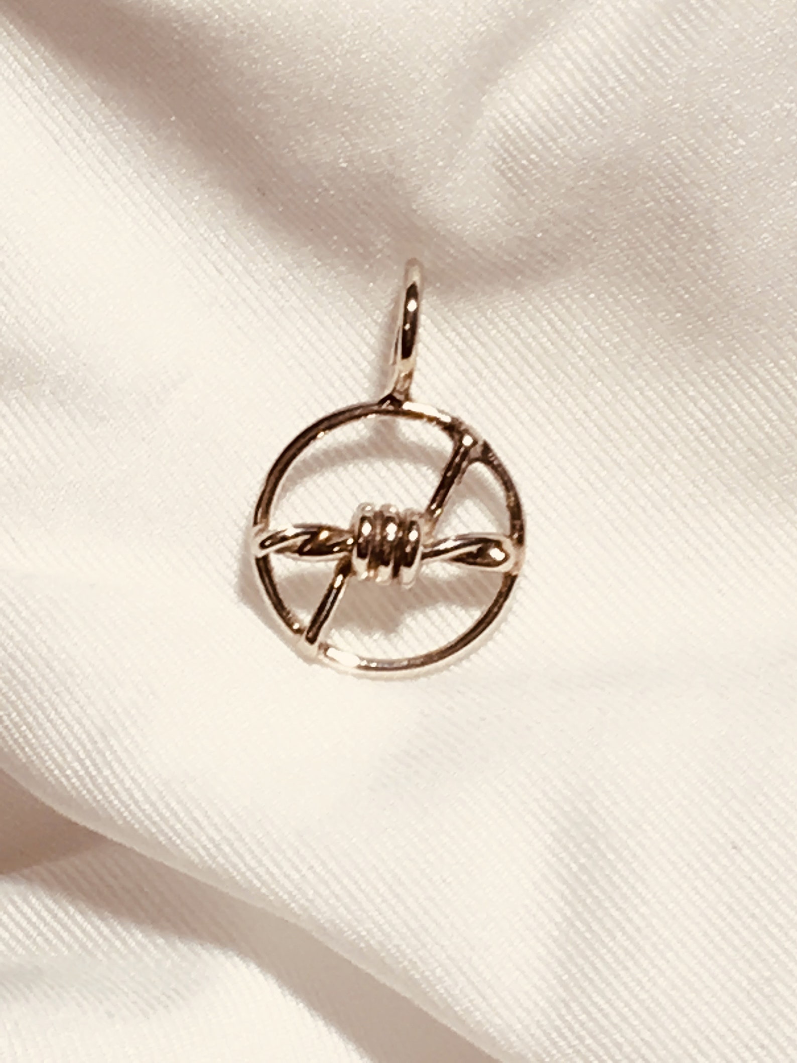 Barbed Wire Pendant. White Gold 9ct Barb Wire. - Etsy