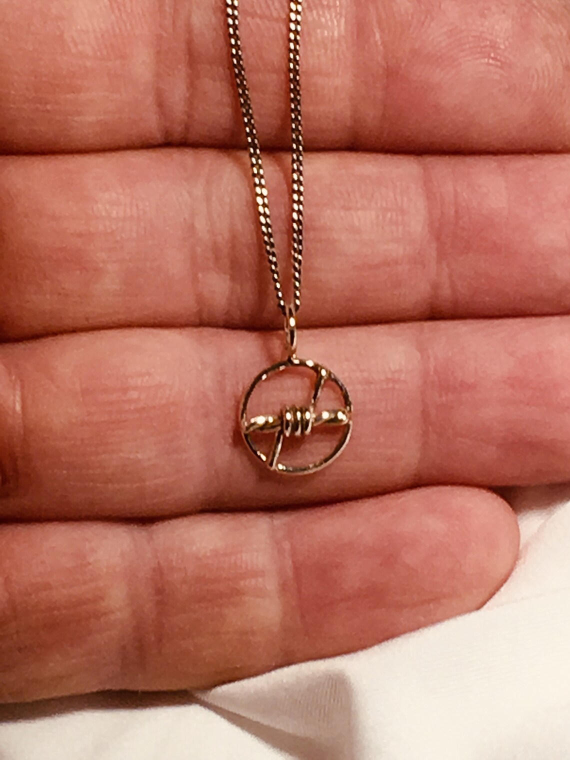 Barbed wire pendant. White Gold 9ct barb wire. | Etsy