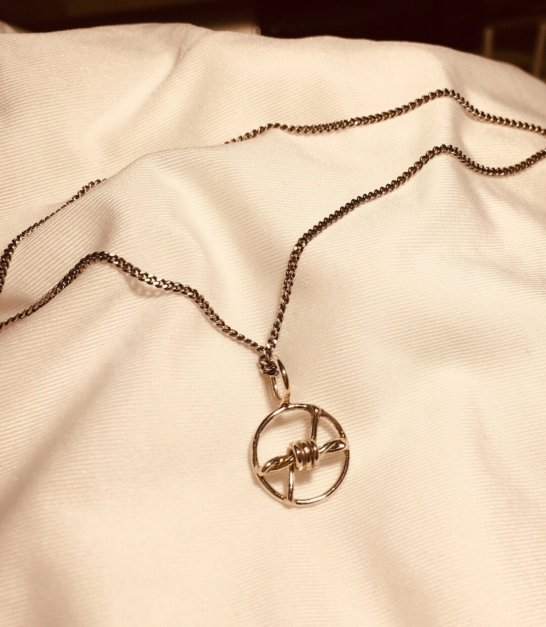 Barbed Wire Pendant. White Gold 9ct, Barb Wire. - Etsy