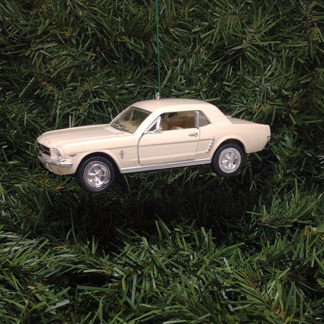 FORD MUSTANG Ornament 1964.5/early 1965 Christmas Tree Decoration ...