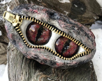 Dragon Eyes Painted Rock - Etsy
