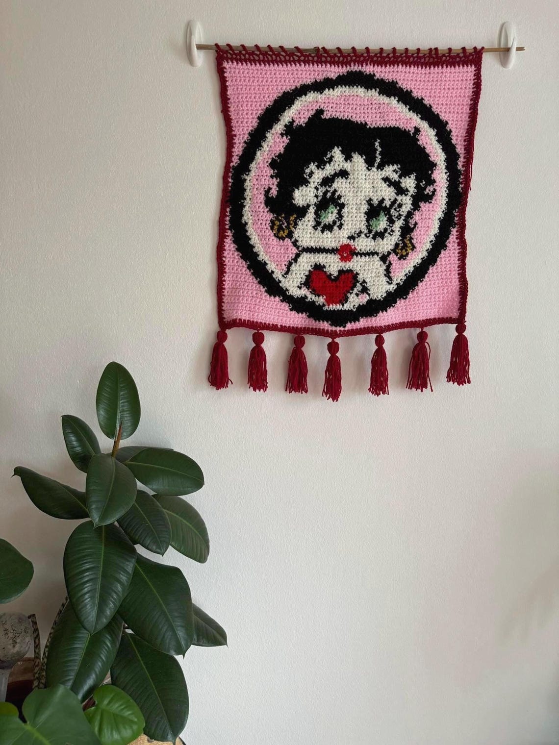Cute Pink Red Betty Boop Crochet Tapestry Pattern - Crochet Wall ...
