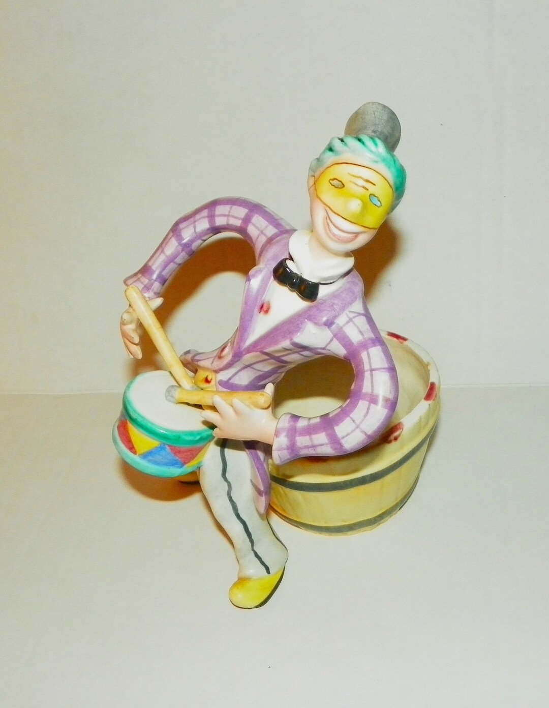 Vintage Harlequin, Jester, Clown With Drum Planter - Etsy
