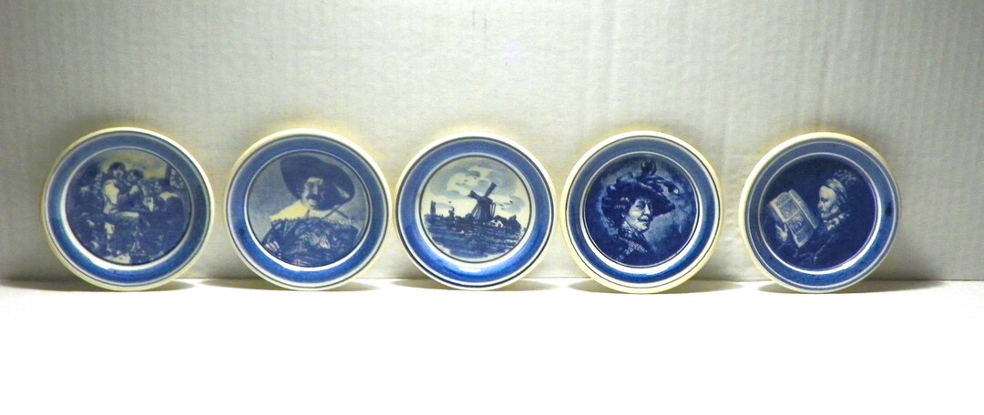 Delfts Set of 5 Miniature 3 1/2" Delft Blue Plates - Etsy