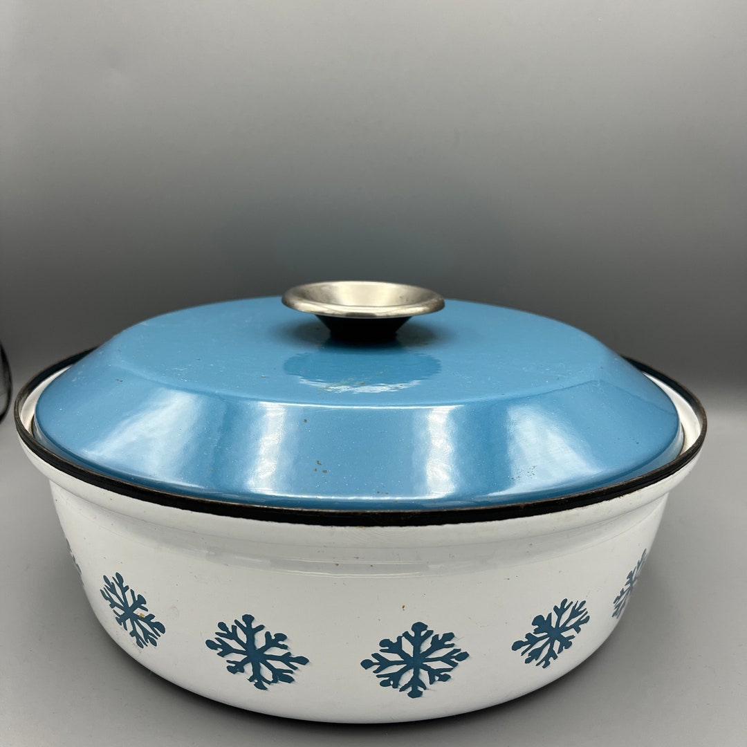Catherine Holm MCM Casserole With Lid RARE Snowflake - Etsy