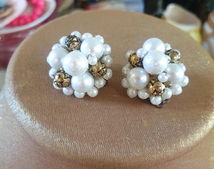 Fabric 1970s, Marchioness. Cotton. Purples/pinks/red/white in a Geometrical Design. - Etsy UK