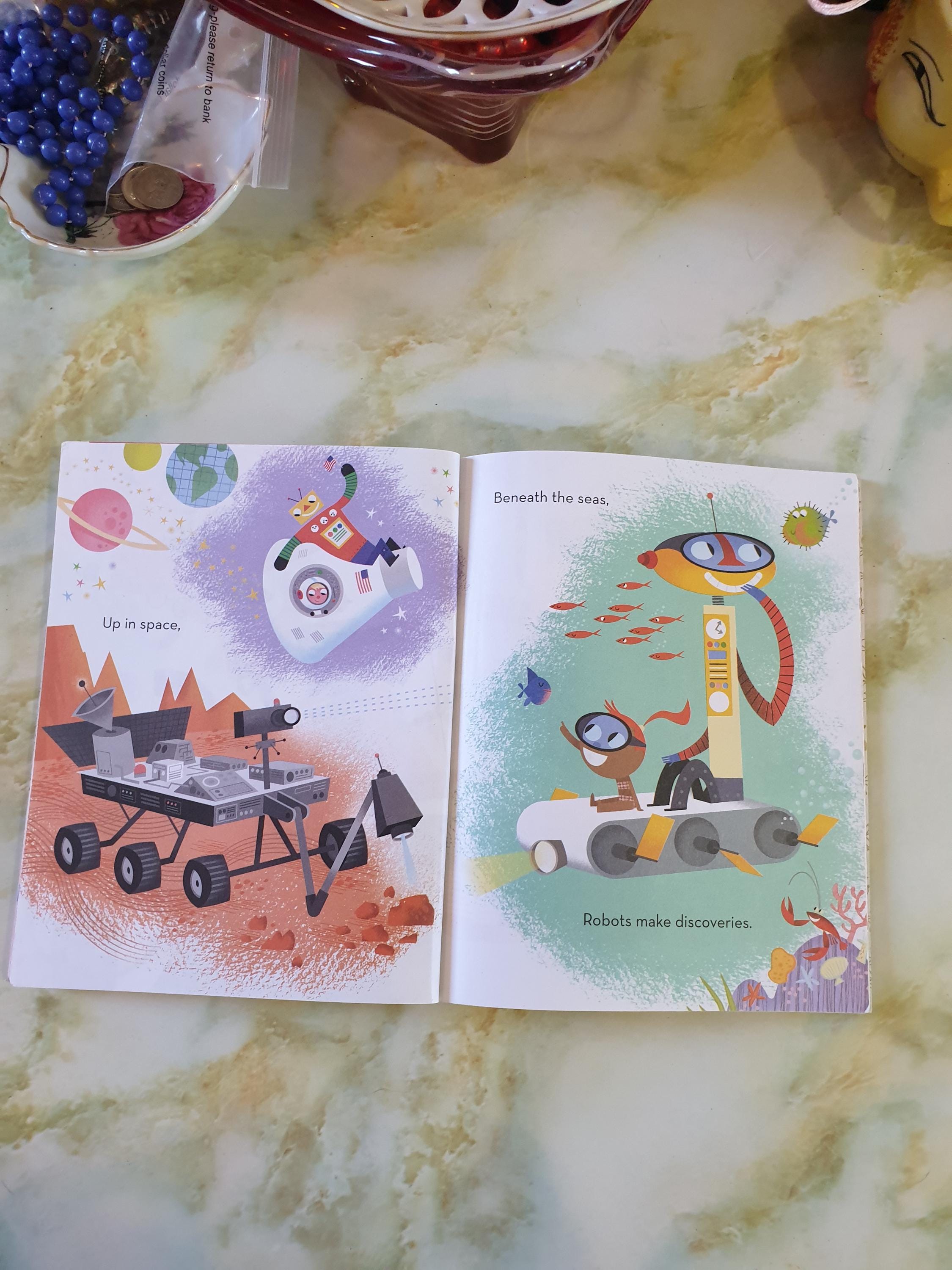 Childrens Book. Little Golden Book, Robots, Robots Everywhere. Hard ...