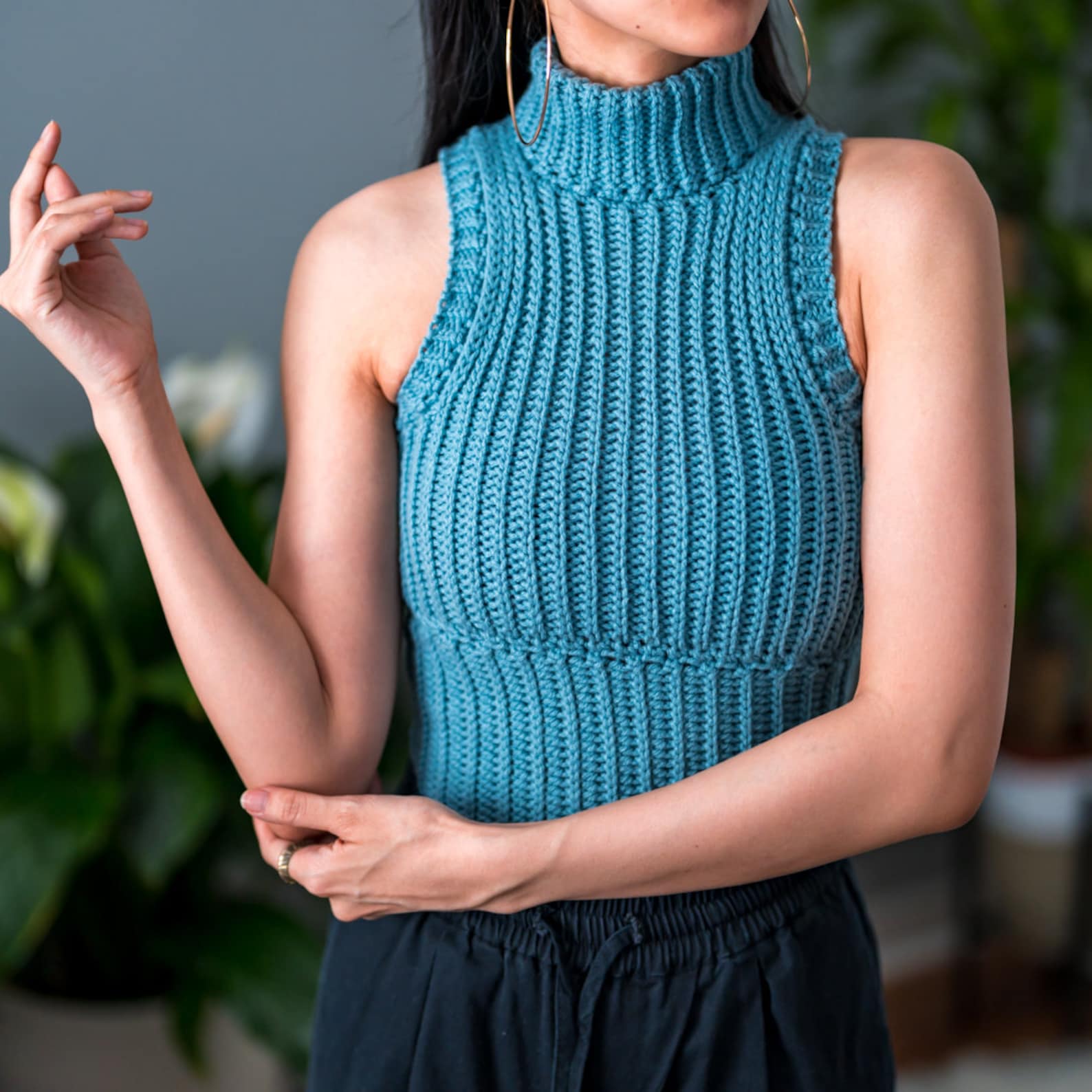 Crochet Pattern | Turtleneck Sweater Vest | Ribbed Sleeveless Top | PDF Download - Etsy