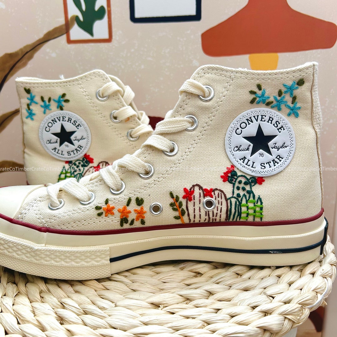 Custom Hand Embroidered Cat Embroidery Converse Chuck Taylor Converse ...