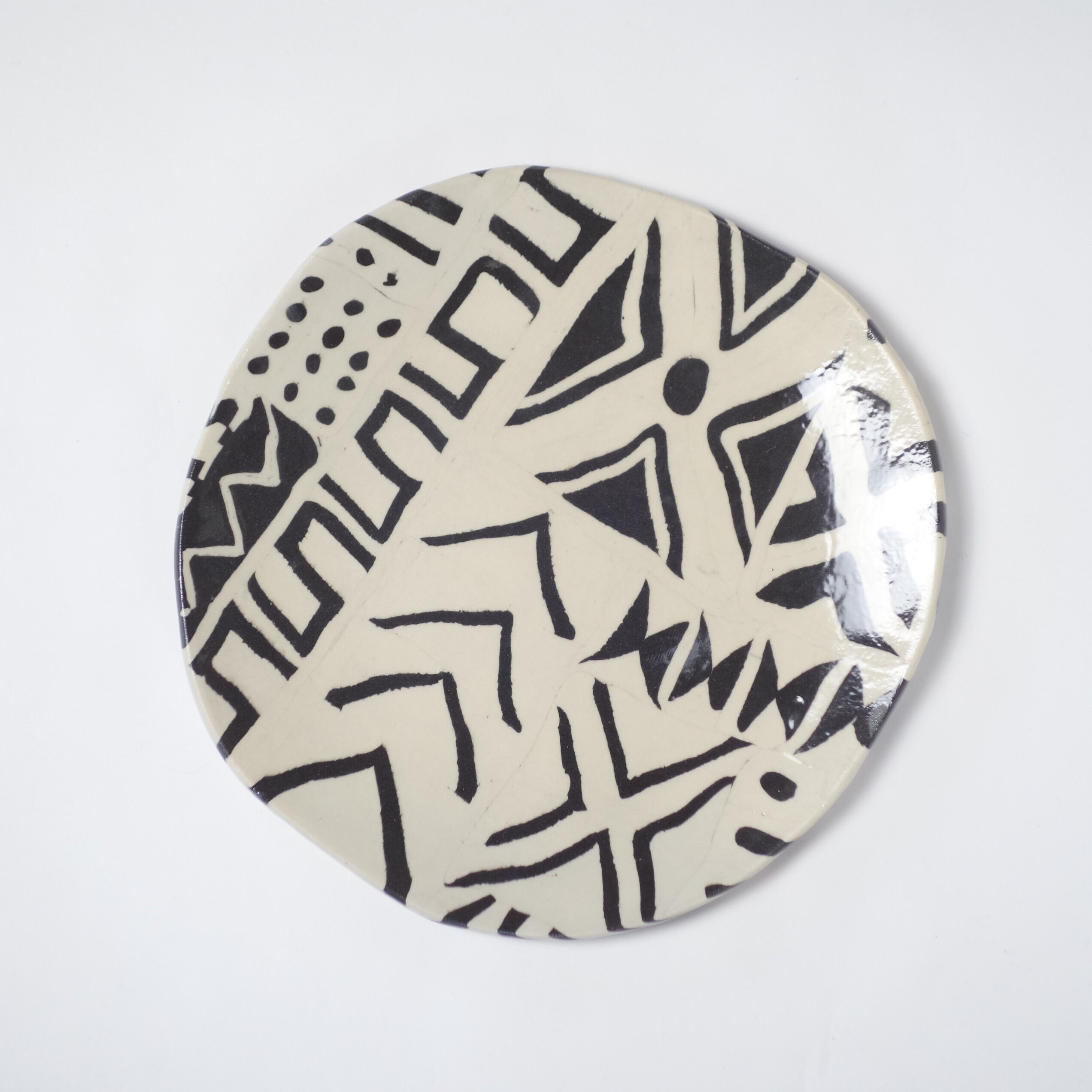 No.1009 Nerikomi Pottery, Handmade Pottery, Round Flat Plate, African ...