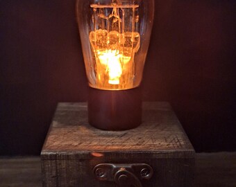 Old Antique Radio Lighted Vacuum Tube Novelty Night Light / LED Amp ...