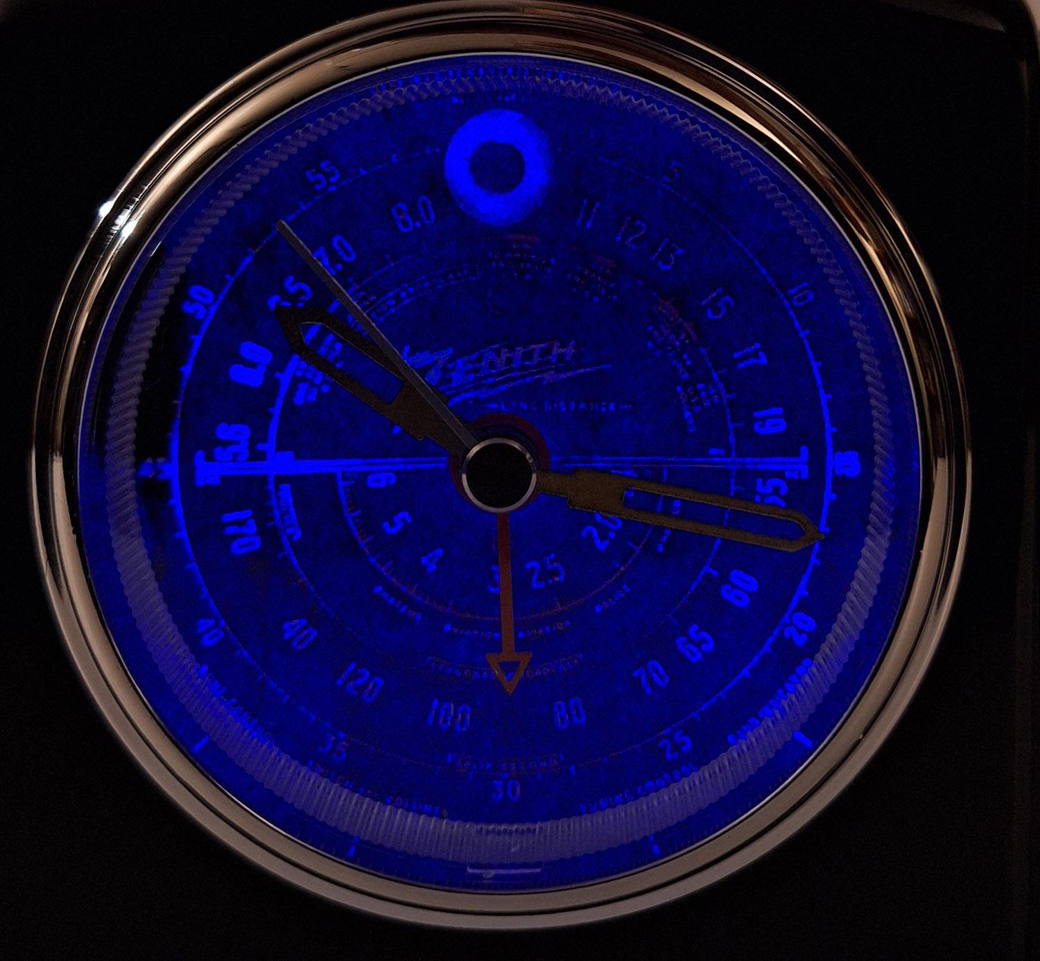 Old Antique Style Zenith Black Dial Alarm Clock - Vintage Tube Radio ...