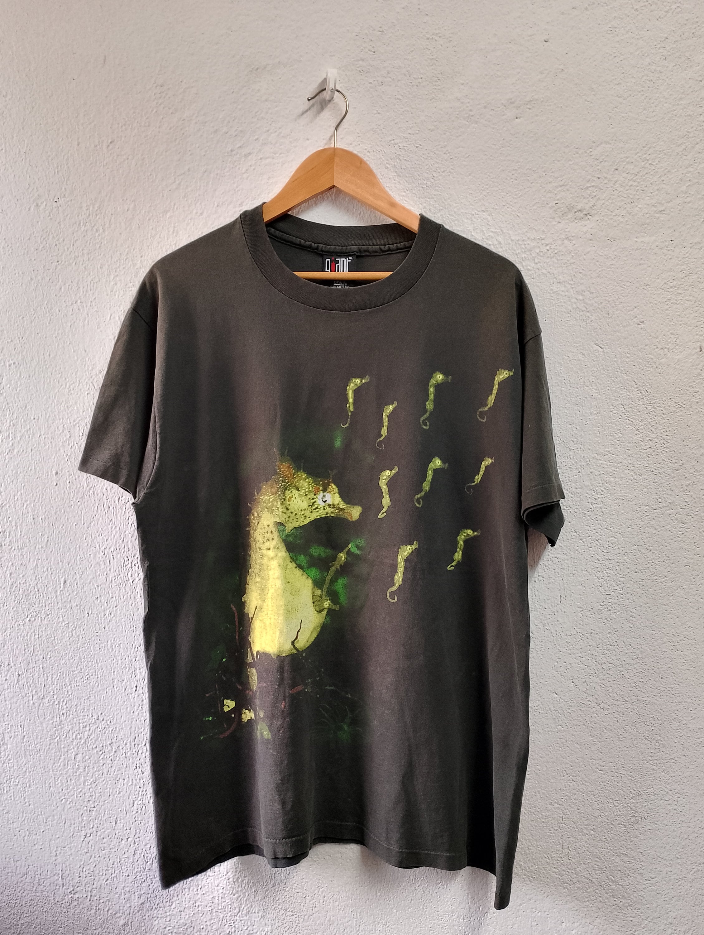 Vintage Nirvana Seahorse by Giant T-shirt Large - Etsy Vintage Nirvana Seahorse by Giant T-shirt Large - Etsy