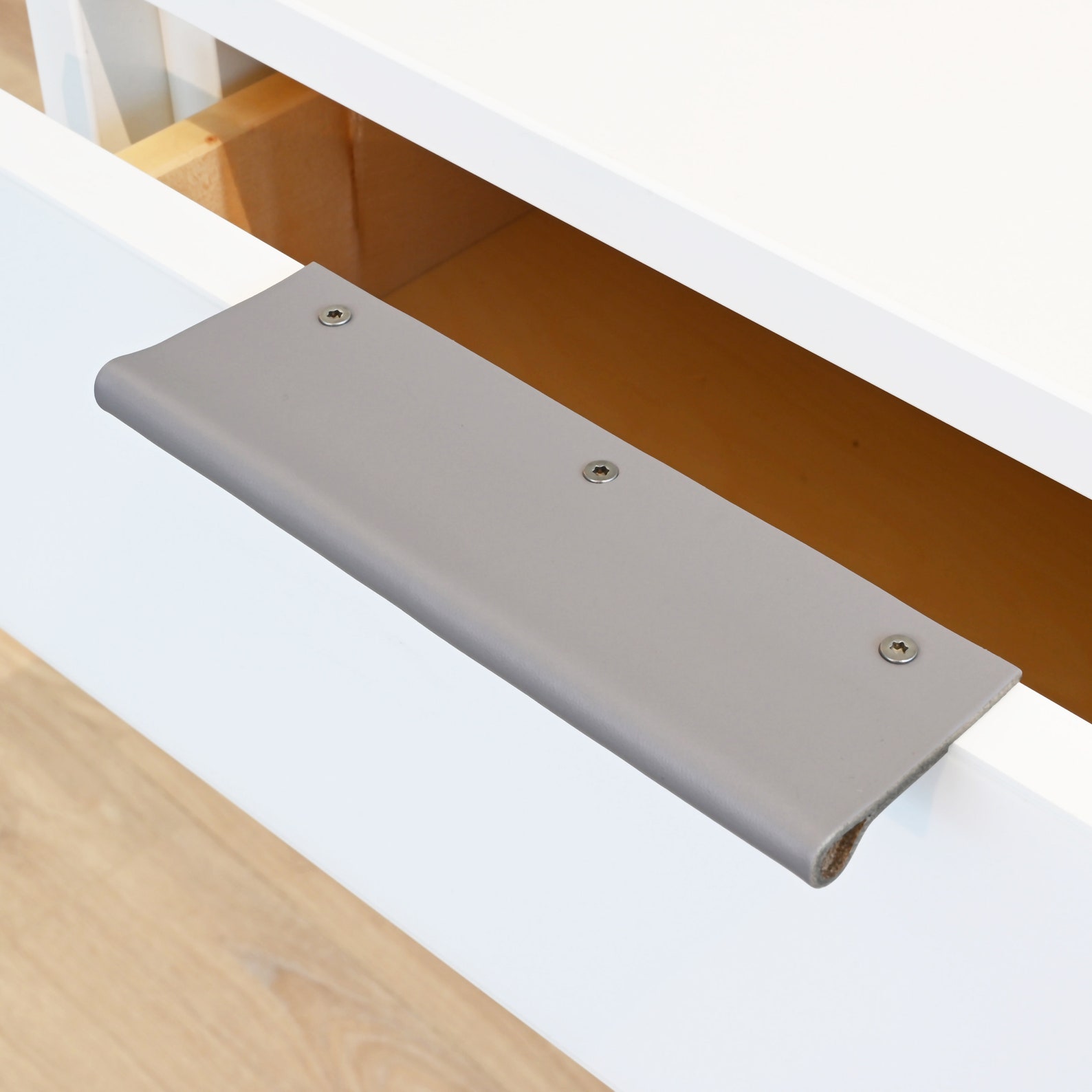 Slim Leather Edge Pull KENT-BASIC – Finger Pull for Narrow Gaps ...