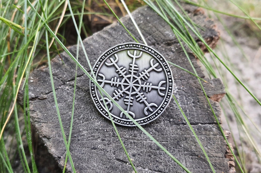 Aegishjalmur Icelandic Stave - Norse Runic Stave Pin - Etsy