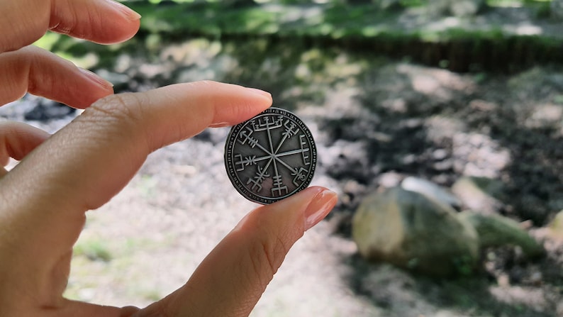 Vegvisir Icelandic Stave Norse Runic Stave Pin - Etsy