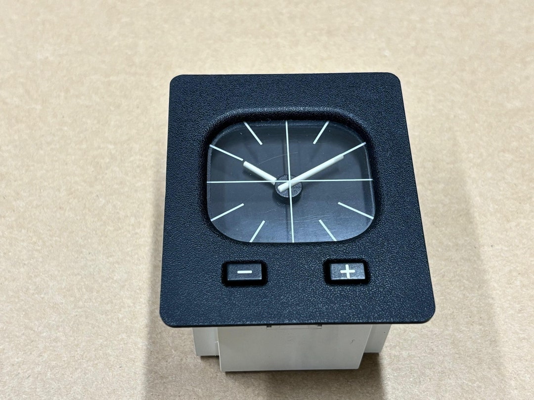 Analog Dashboard Clock BMW E30 M3 316i 318i 325i 318is 325es E28 M5 ...