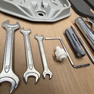 20pcs Full Exclusive Set Toolbox BMW E30 325i (M20 Engine) Tools Kit ...