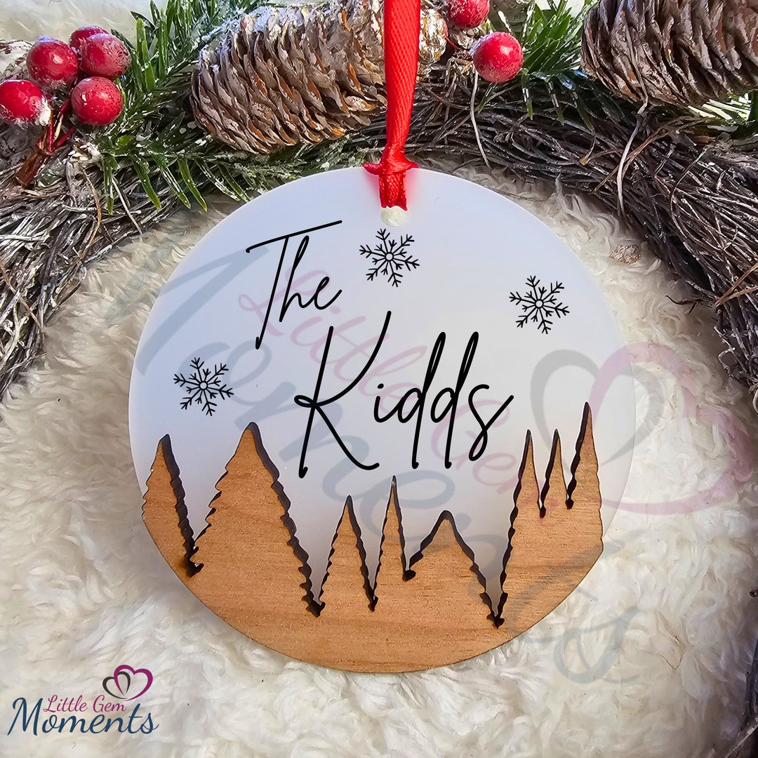 Personalised Christmas Scene Bauble. Xmas Tree Decoration With Family ...