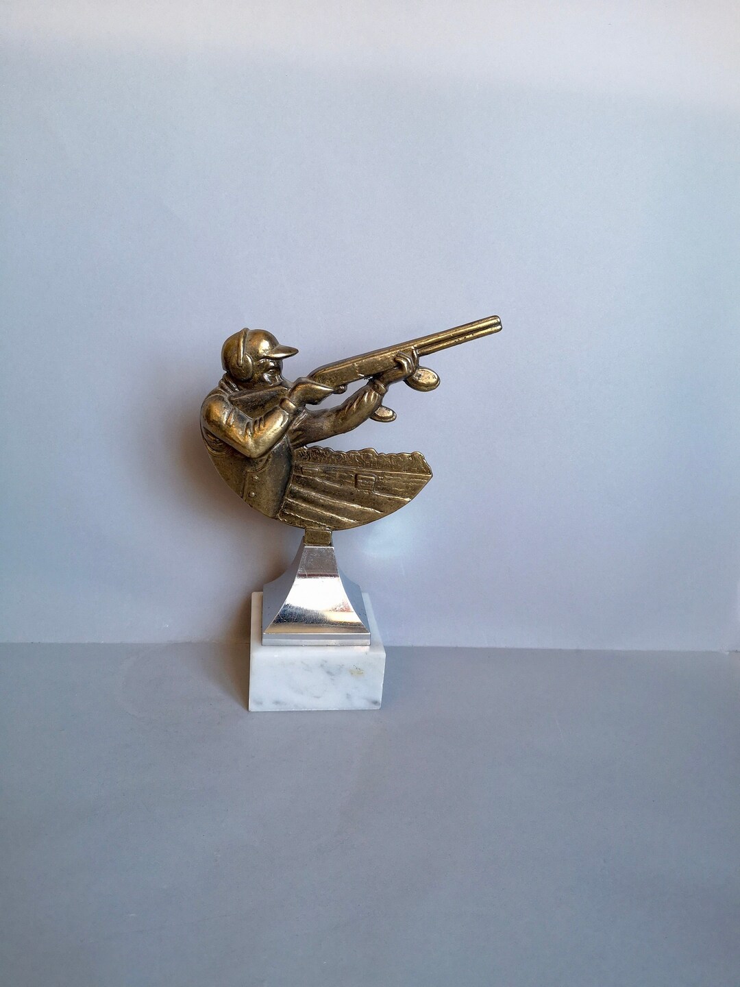 A Lovely Quality Vintage Brass or Bronze Shooting Statue or Trophy in ...