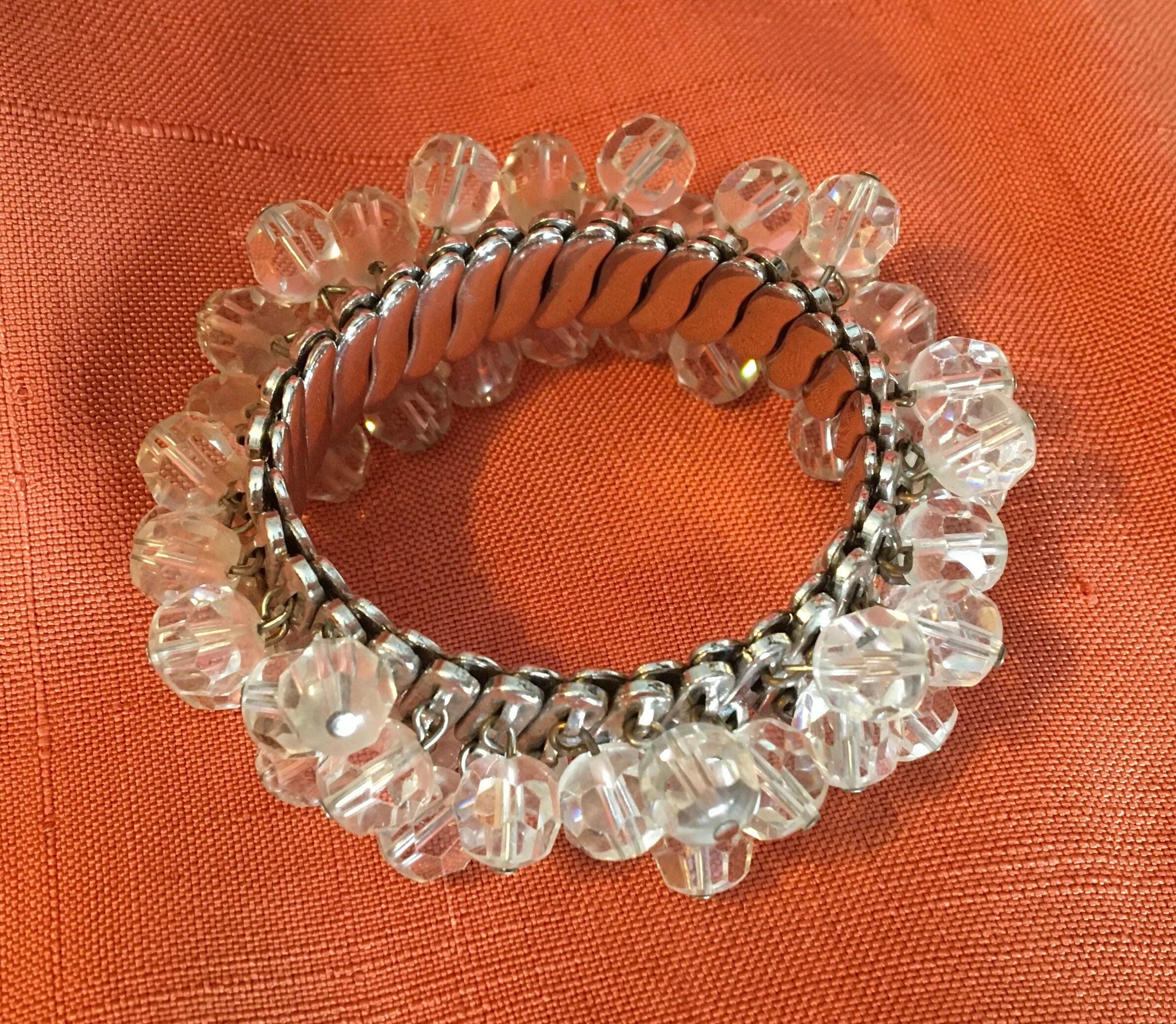 Expandable Cha-Cha Bracelet with Clear Faceted Crystal Beads - Etsy.de