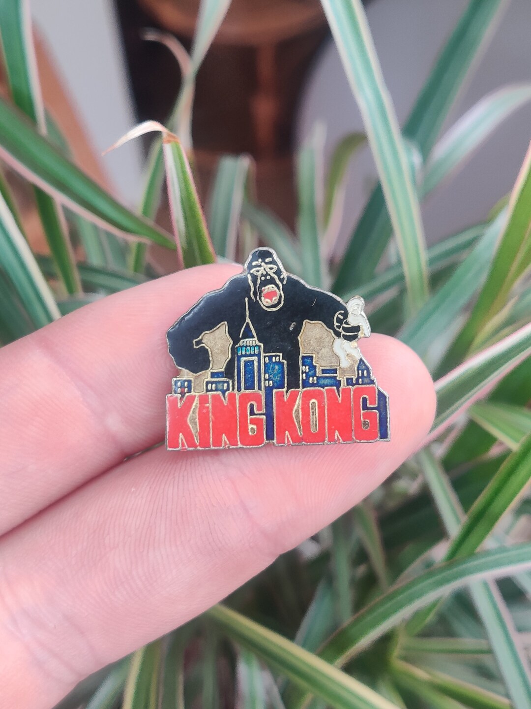 King Kong Vintage Enamel Lapel Pin Badge. - Etsy UK