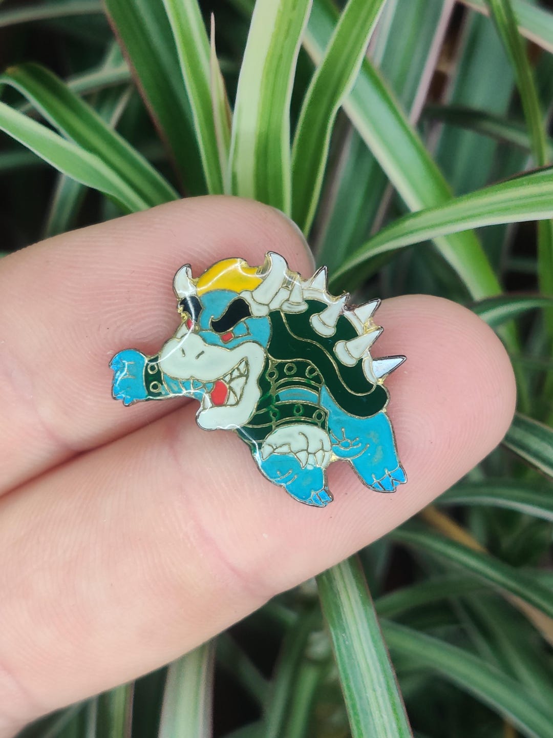 Super Mario RARE Blue Bowser 1988 Vintage Enamel Pin Badge. Mario ...