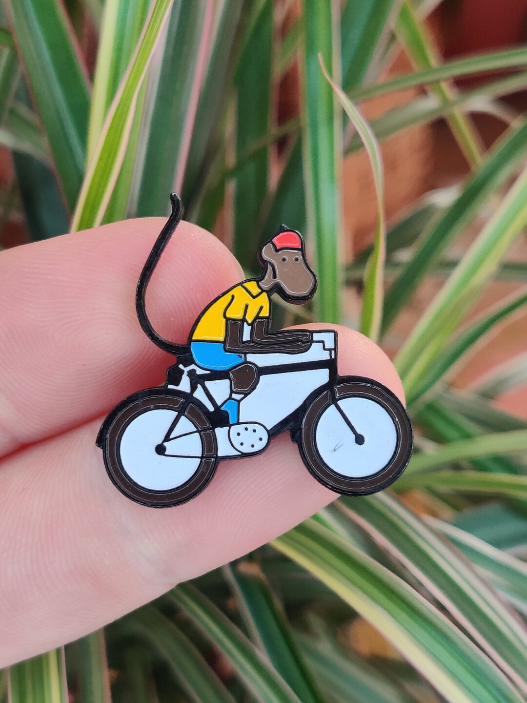 Babar, Zephir Vintage Enamel Lapel Pin Badge. - Etsy
