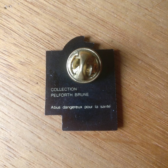 vintage collector beer pin alcohol pin alcohol badge pin les brunes pin ...