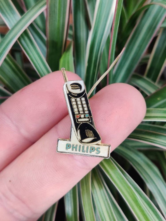vintage philips badge - Gem