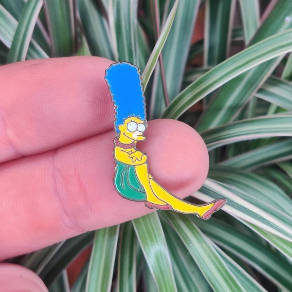 Marge Simpson Pin - Etsy