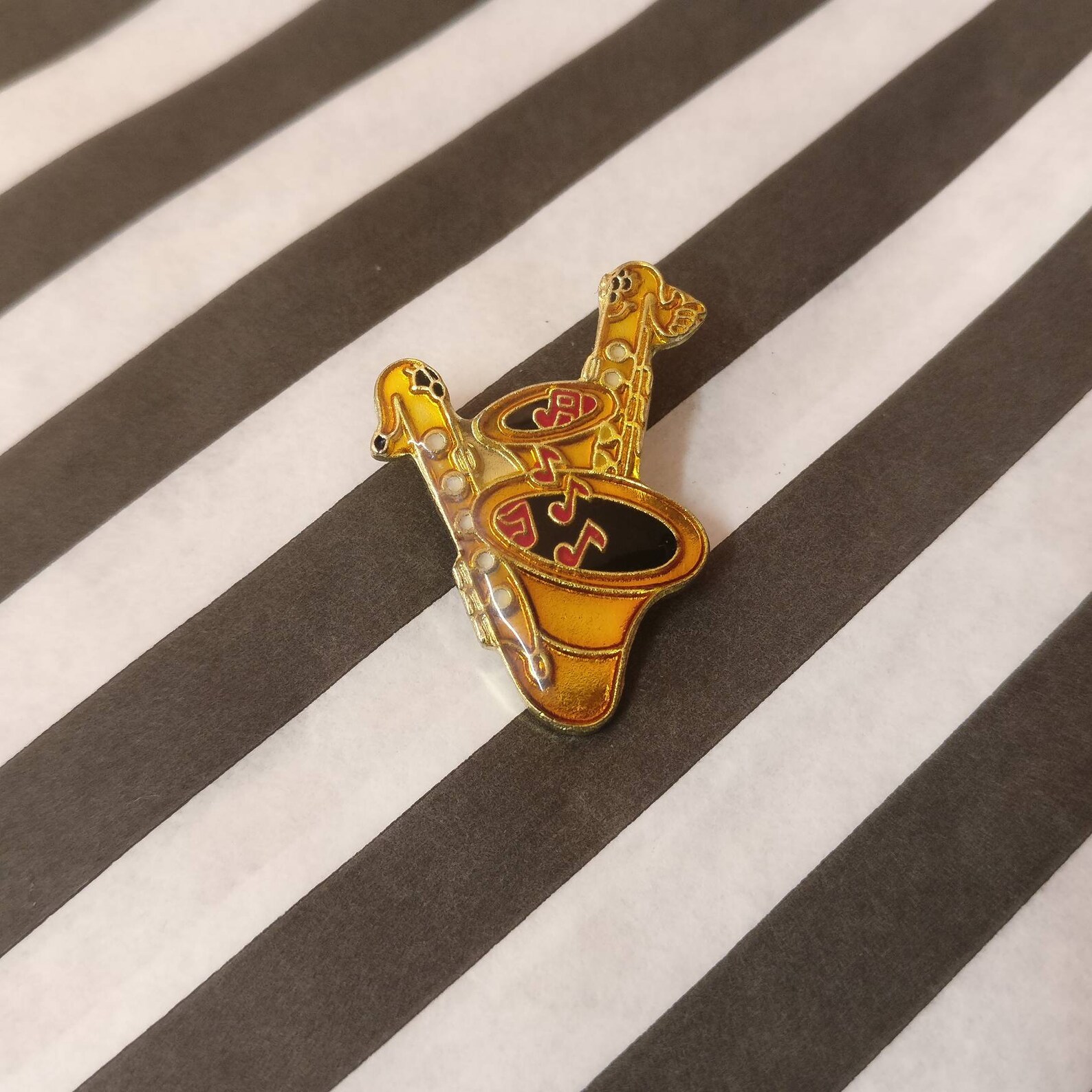 Duelling Saxophone Enamel Pin Badge. - Etsy